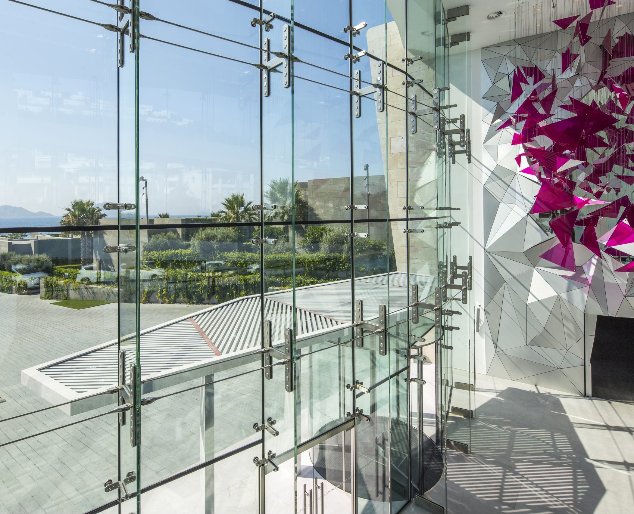 Novum Structures: Modern Structural Glass & Steel Engineering