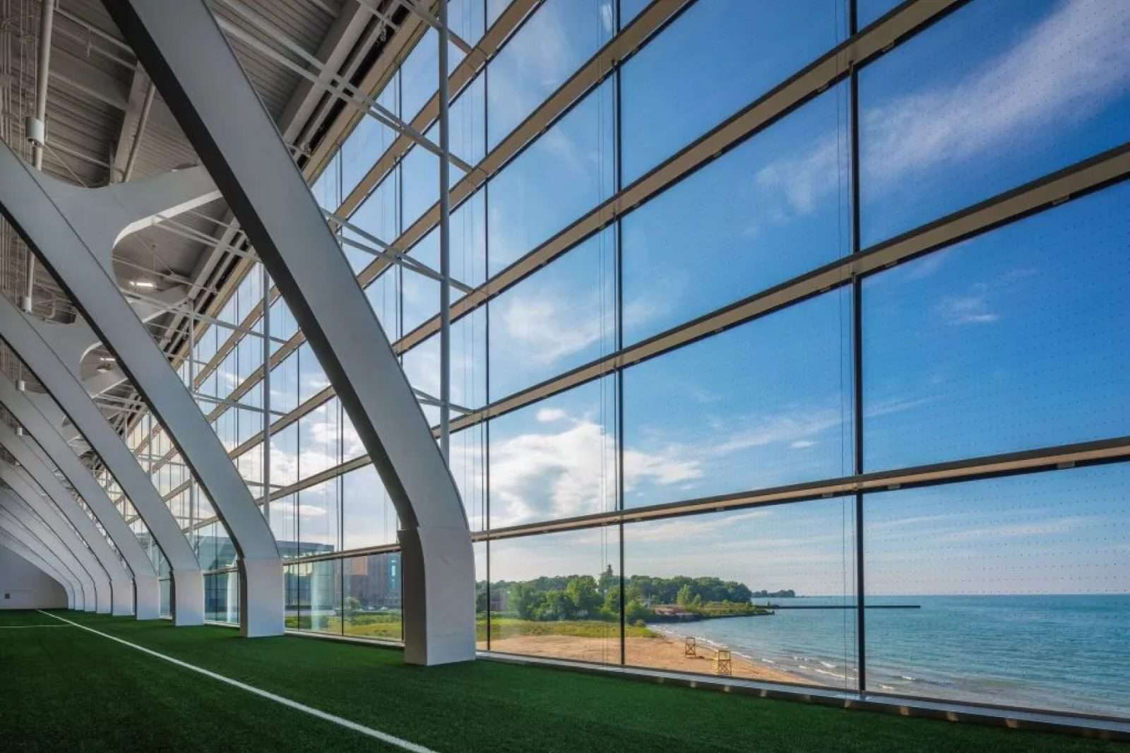 The Clear Advantage of Structural Glass Designs | Novum Structures